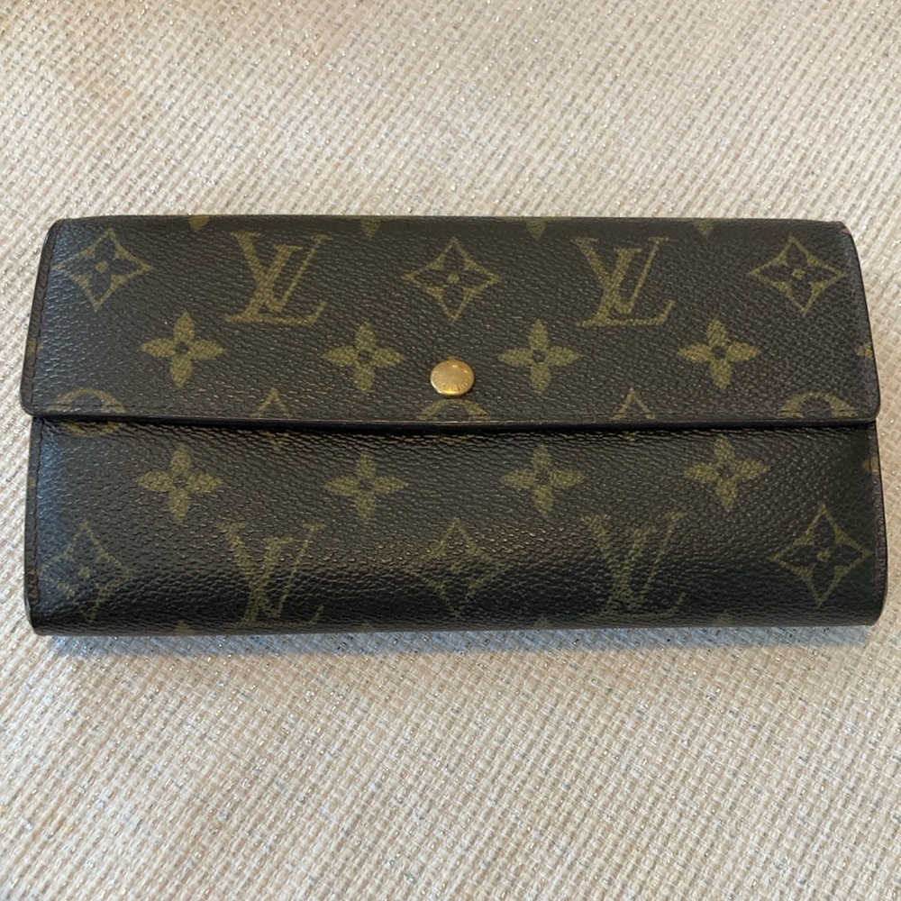 Louis Vuitton Monogram Sarah Long Wallet - Gem